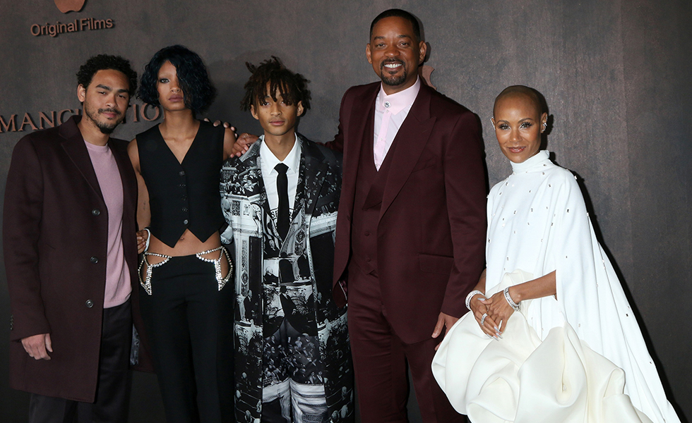 Will Smith Makes His First Award Show Appearance Since The Slap ...