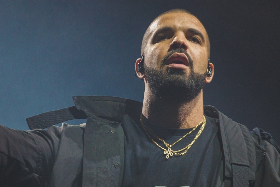 Drake’s "It’s All A Blur" Tour Becomes The Highest-Grossing Hip-Hop ...